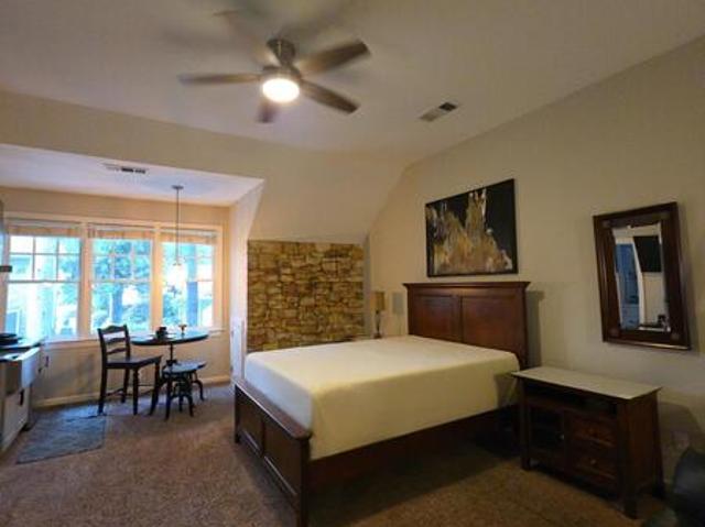 Cozy Private ADU in Beautiful Kennesaw Neighborhood