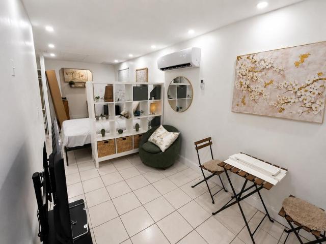 Cozy Private Studio Near Everything