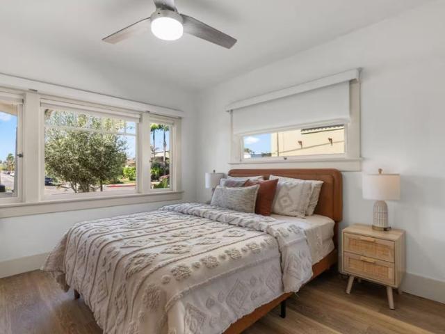 Cozy Private Room with Modern Amenities