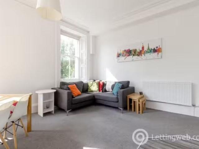 Unique Property to rent in 30, Balcarres Street, Edinburgh, EH.