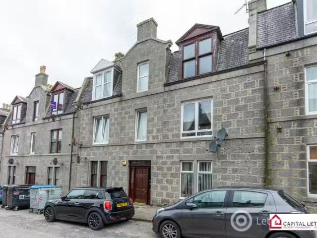 Cozy Property to rent in 5 1/L Urquhart Street