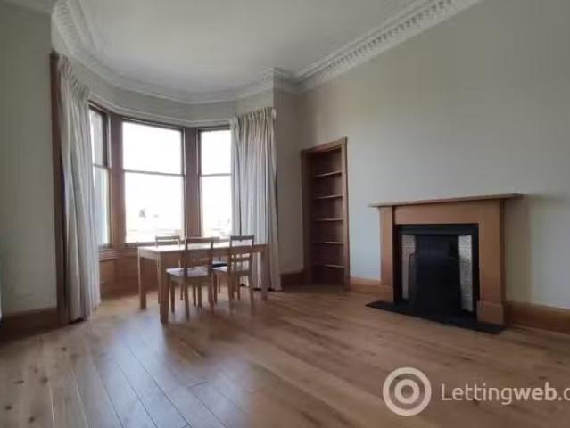 Unique Property to rent in Comely Bank Road, Stockbridge, Edin.