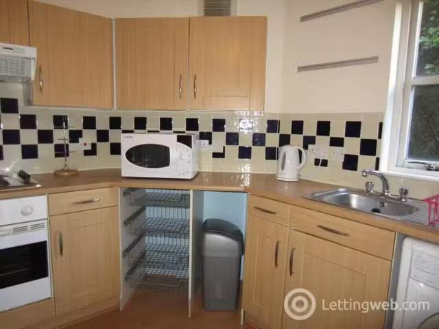 Cozy Property to rent in Crown Street, Aberdeen, AB11