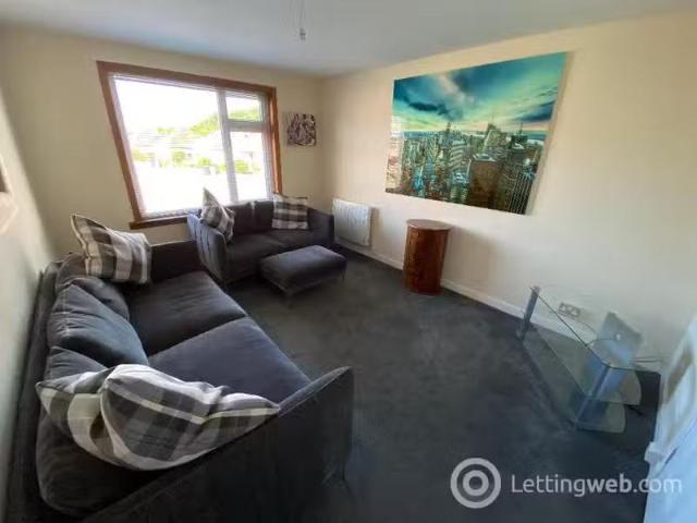 Nice Property to rent in Aberfoyle Gardens, Broughty Ferry, Du.