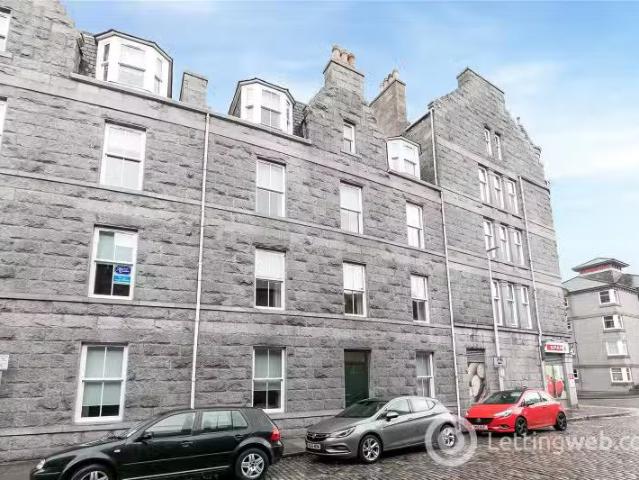 Charming Property to rent in Baker Street, Aberdeen, AB25