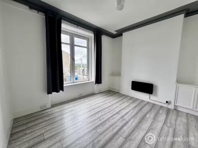 Rental! Property to rent in Bank Street, Woodside, AB24 2RZ