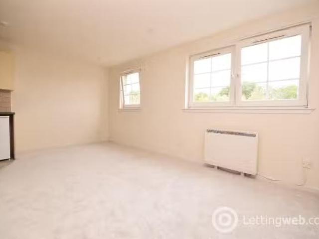 Cheap Property to rent in Grandfield,, Edinburgh, EH6 4TJ