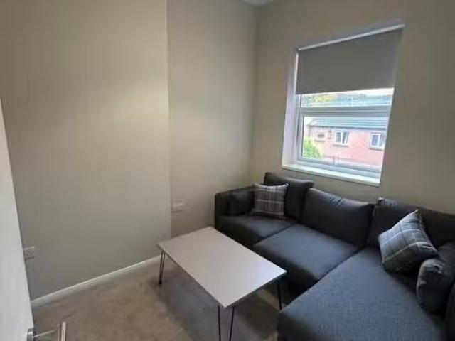 Charming Property to rent in Gregory Boulevard, Hyson Green, N.