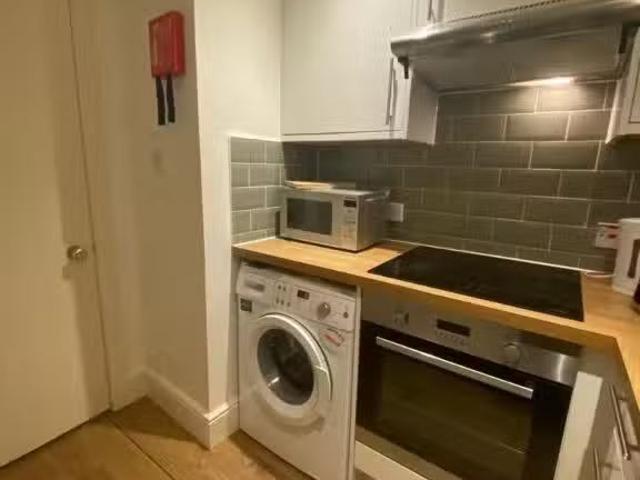 New Property to rent in Lady Lawson Street, Edinburgh, EH3