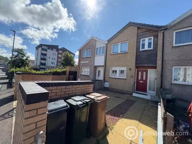 Just in! Property to rent in Moredun Park Green, Gilmerton, Ed.
