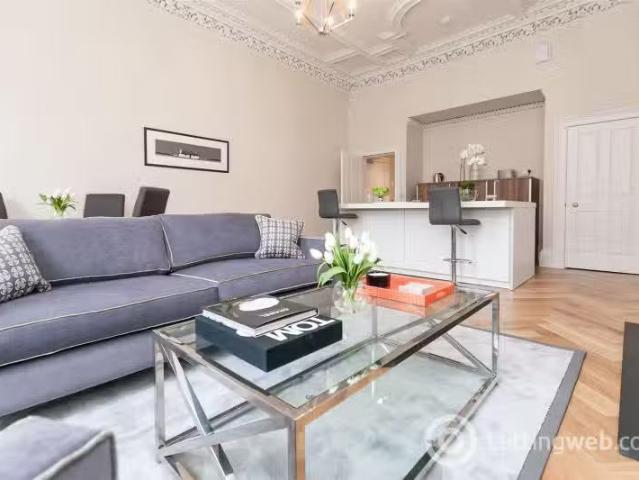 Cozy Property to rent in Manor Place, West End, Edinburgh, EH3