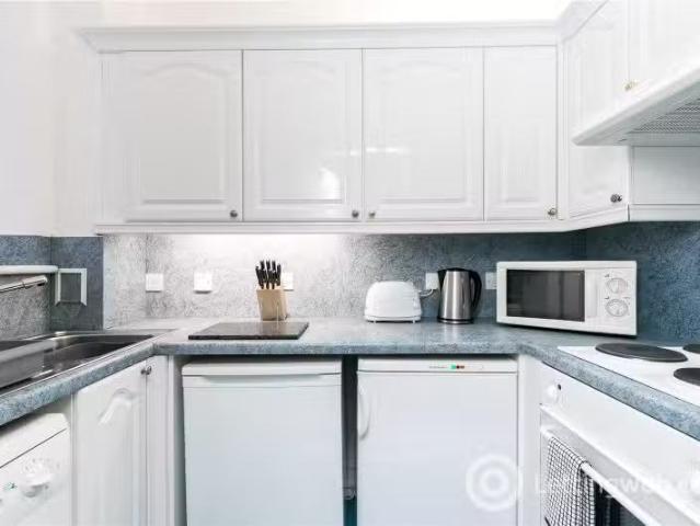 Cozy Property to rent in Whitehall Place, Aberdeen, AB25