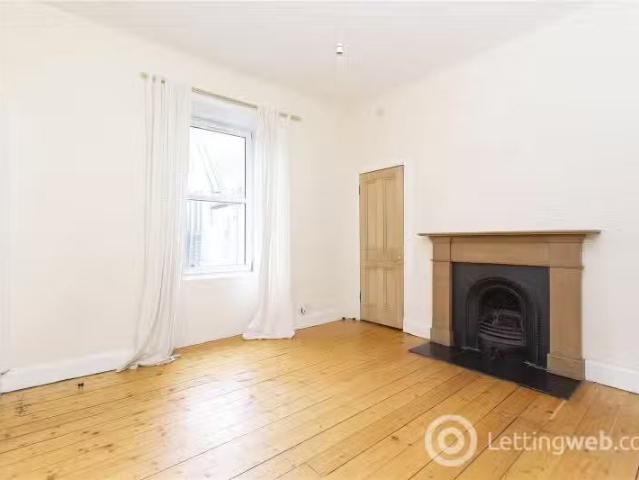 Rental! Property to rent in Violet Terrace, Edinburgh, EH11