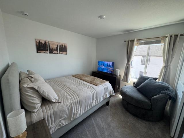 Cozy Room For Rent