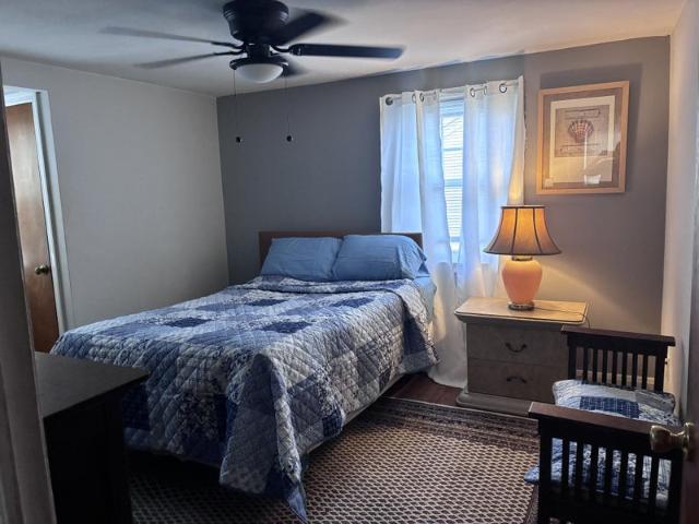 Cozy Room For Rent
