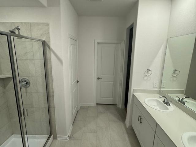 Cozy Room for Rent in McKinneyTX_Available _$1200