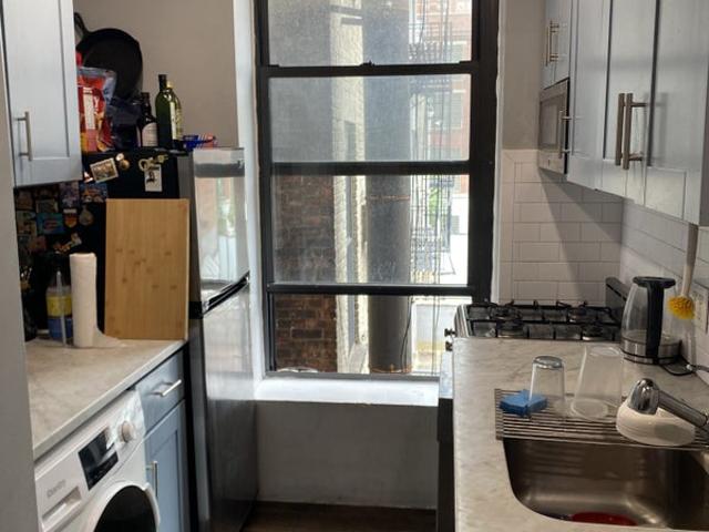 Cozy Room in Columbus Circle/Hells Kitchen