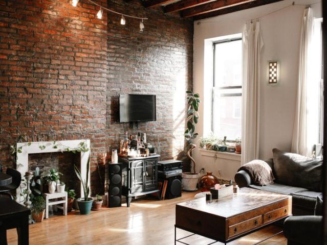 Cozy Room In Spacious Gorgeous 4BD 1.5BA
