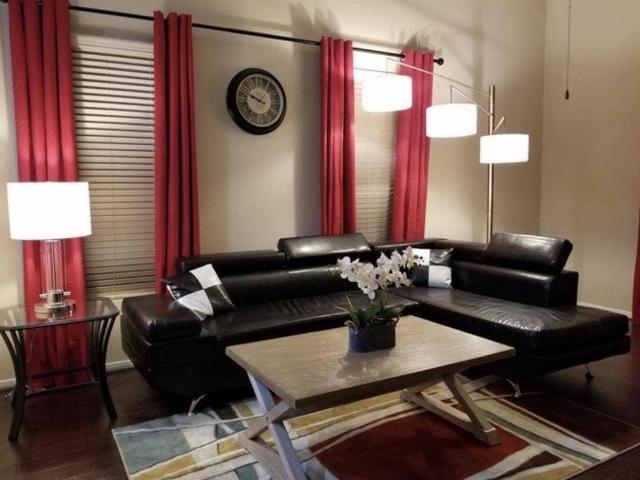 Cozy room in Spring for rent