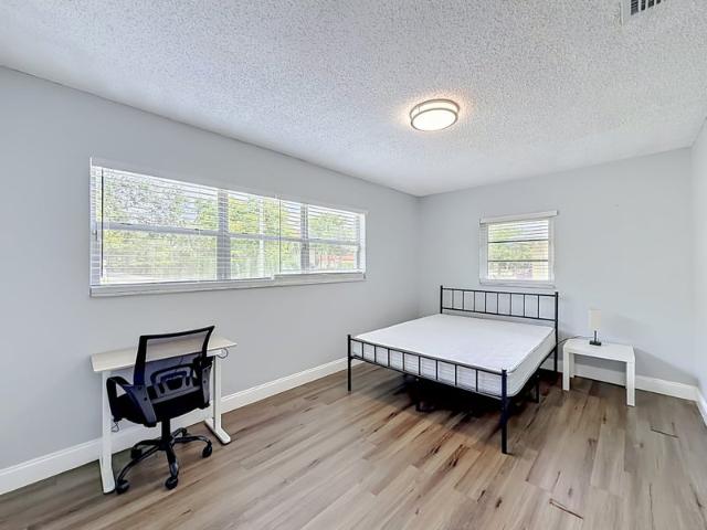 Cozy Room in PlantationFL