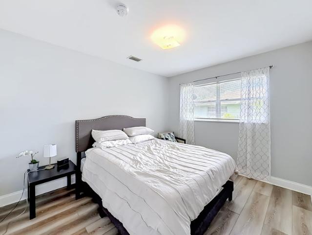 Cozy Room in PlantationFL