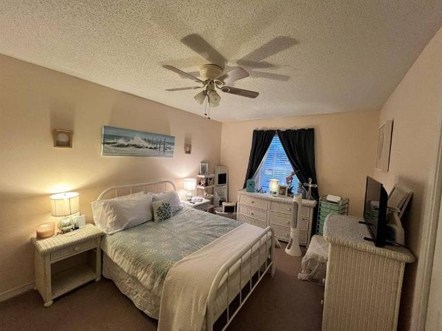 Cozy room with private bathroom