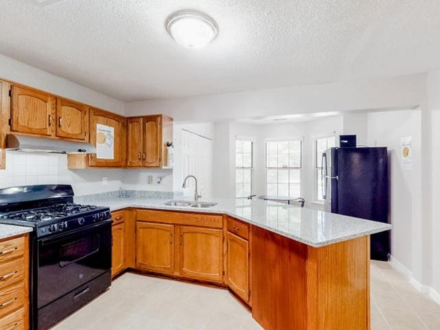 Cozy Stone Mountain Home close to public transport