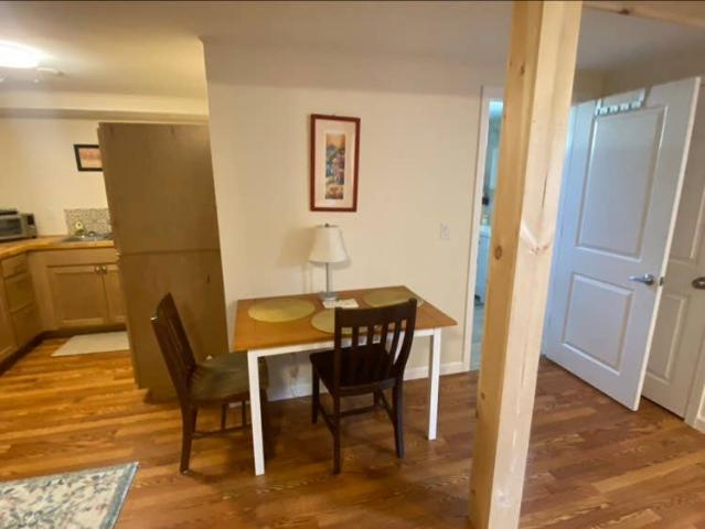 Cozy studio apt fully furnished
