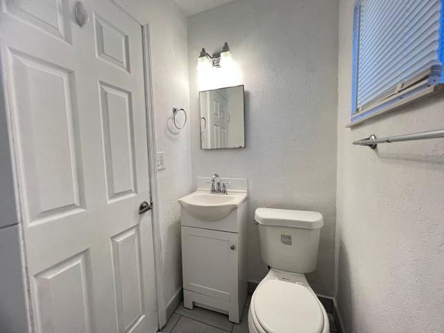 Cozy Studio Houses: Your charming retreat Awaits! Studio Apartment for Rent at 159 Ne 75th St, Miami, FL 33138 Little Haiti