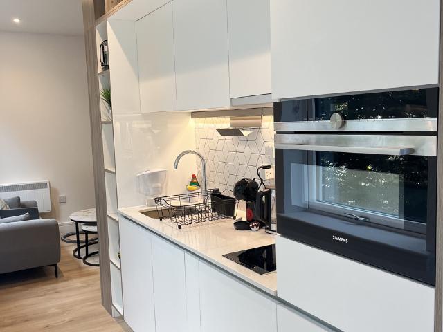 Cozy Studio Near Heathrow Airport – 7 Min Drive