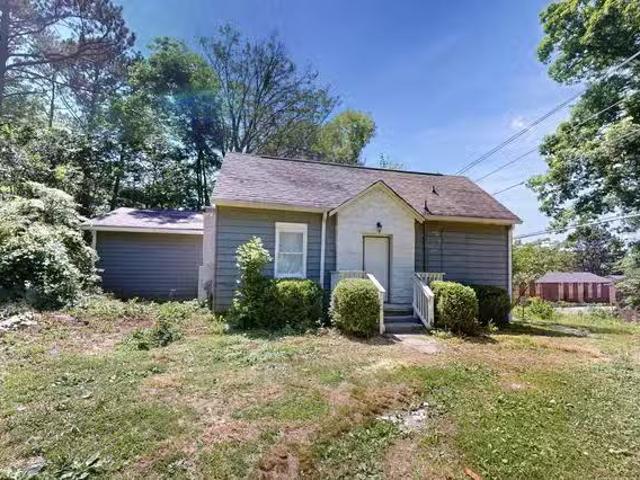 Cozy & Safe Atlanta Co Livign Home w/ Dining, Wi‑Fi & Laundry.