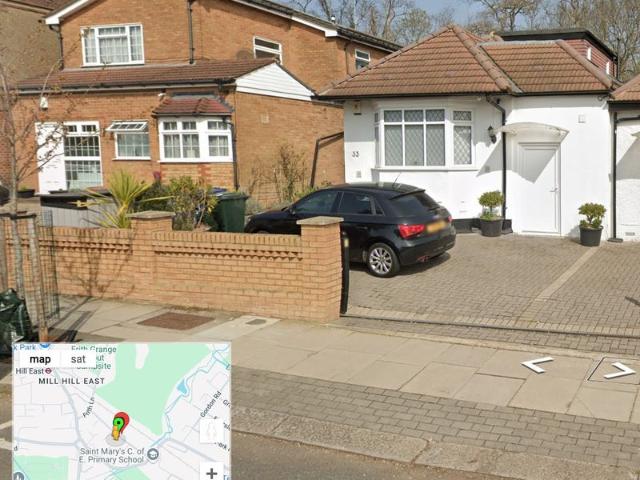 Cozy self contained studio flat