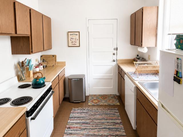 Cozy Seminary Residences