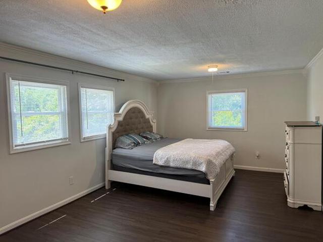 Cozy shared home in Triangle VA