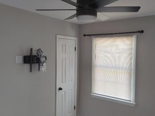Cozy SHARED HOME Room BR#2 in Charlotte | now $