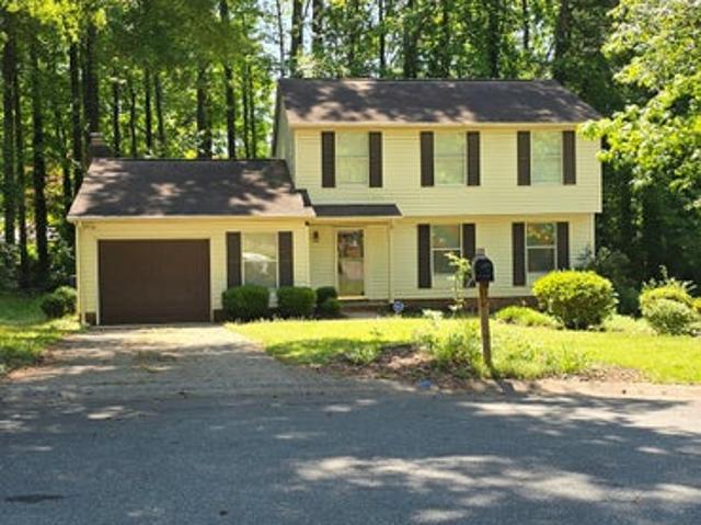 Cozy Single Unit Rental in CharlotteNC_ Working Pr