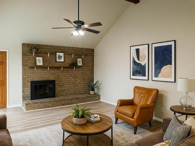 Cozy, Spacious, Renovated and Fully Furnished Bed