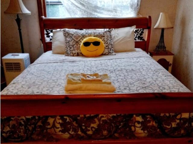 Cozy Spacious Room