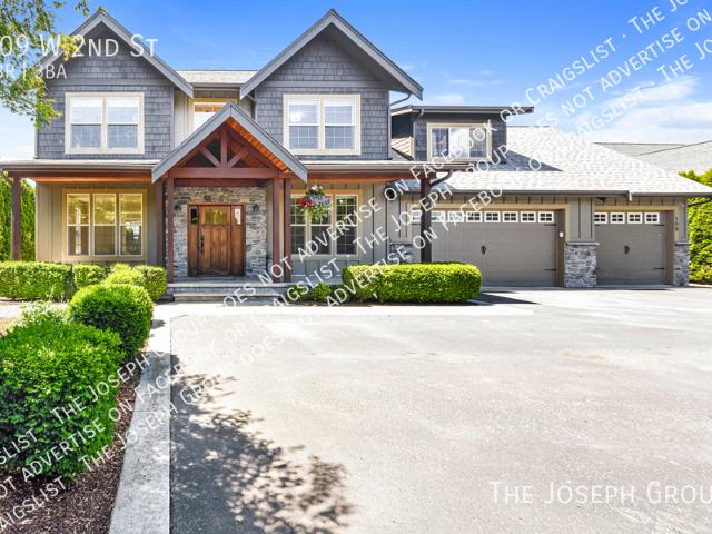 Cozy & Spacious 4 Bedroom Gem in Nooksack