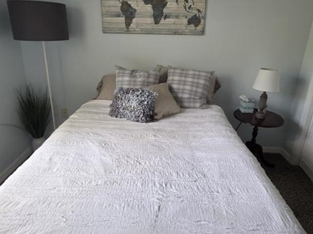 Cozy spare room on the space coast