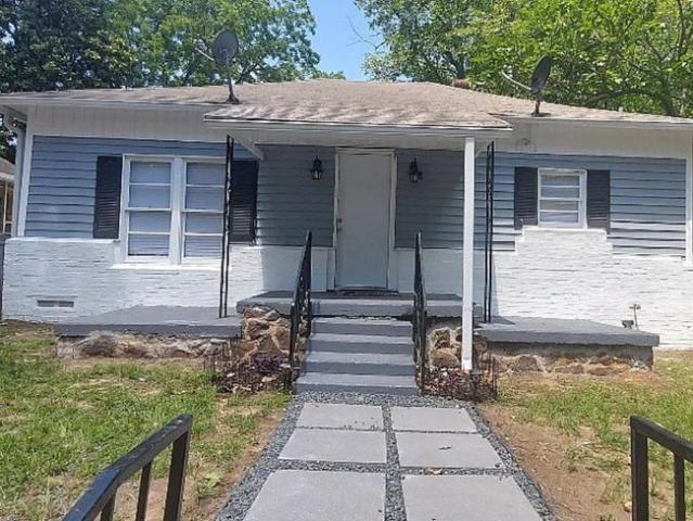 Cozy two BR one bathroom home for rent$1,000. Lan