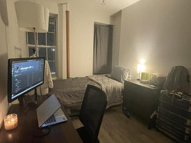 Cozy UES room Q/4/5/6 trains, Central Park,Met