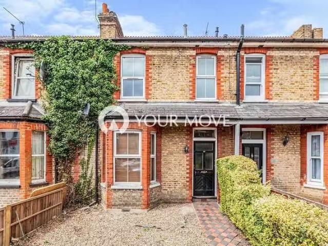 For Rent! 1 BA 3 bedroom Mid Terrace House to rent, Milton Roa.
