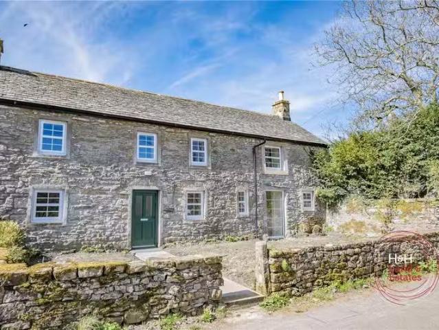 Nice 1 BA 3 bedroom detached house for rent in Fern Cottage, C.