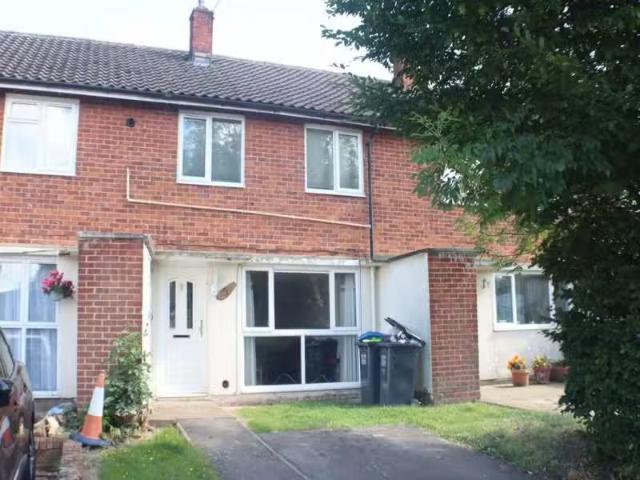 Charming 1 BA 3 bedroom house for rent in Oak Grove, Hatfield.