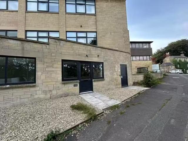 Cozy 1 BA 1 bedroom apartment for rent in Vallis Road, Frome.