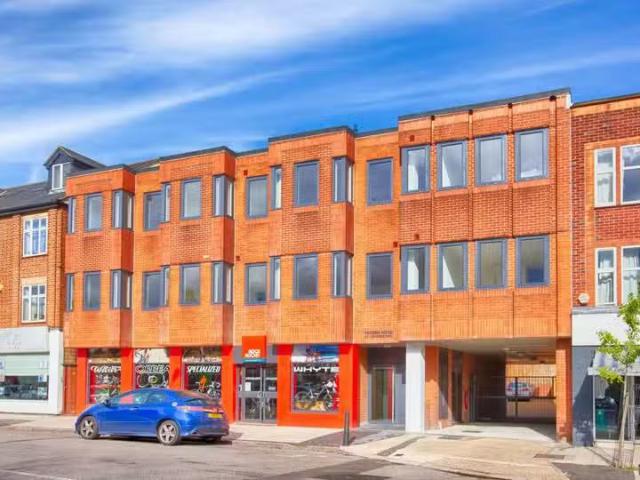 Charming 1 BA 1 bedroom apartment for rent in Victoria Street.
