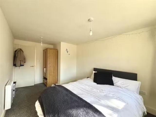 Charming 1 BA 1 bedroom apartment for rent in Wilkes Way, Stow.