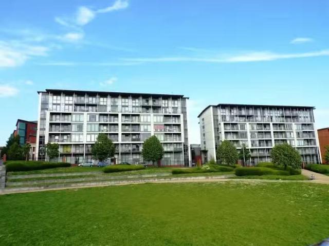 Cozy 1 BA 1 bedroom apartment for rent in Langley Walk, Edgbas.