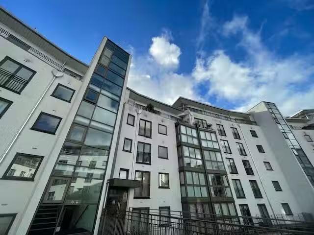 Just in! 1 BA 1 bedroom apartment for rent in Liberty Place, S.
